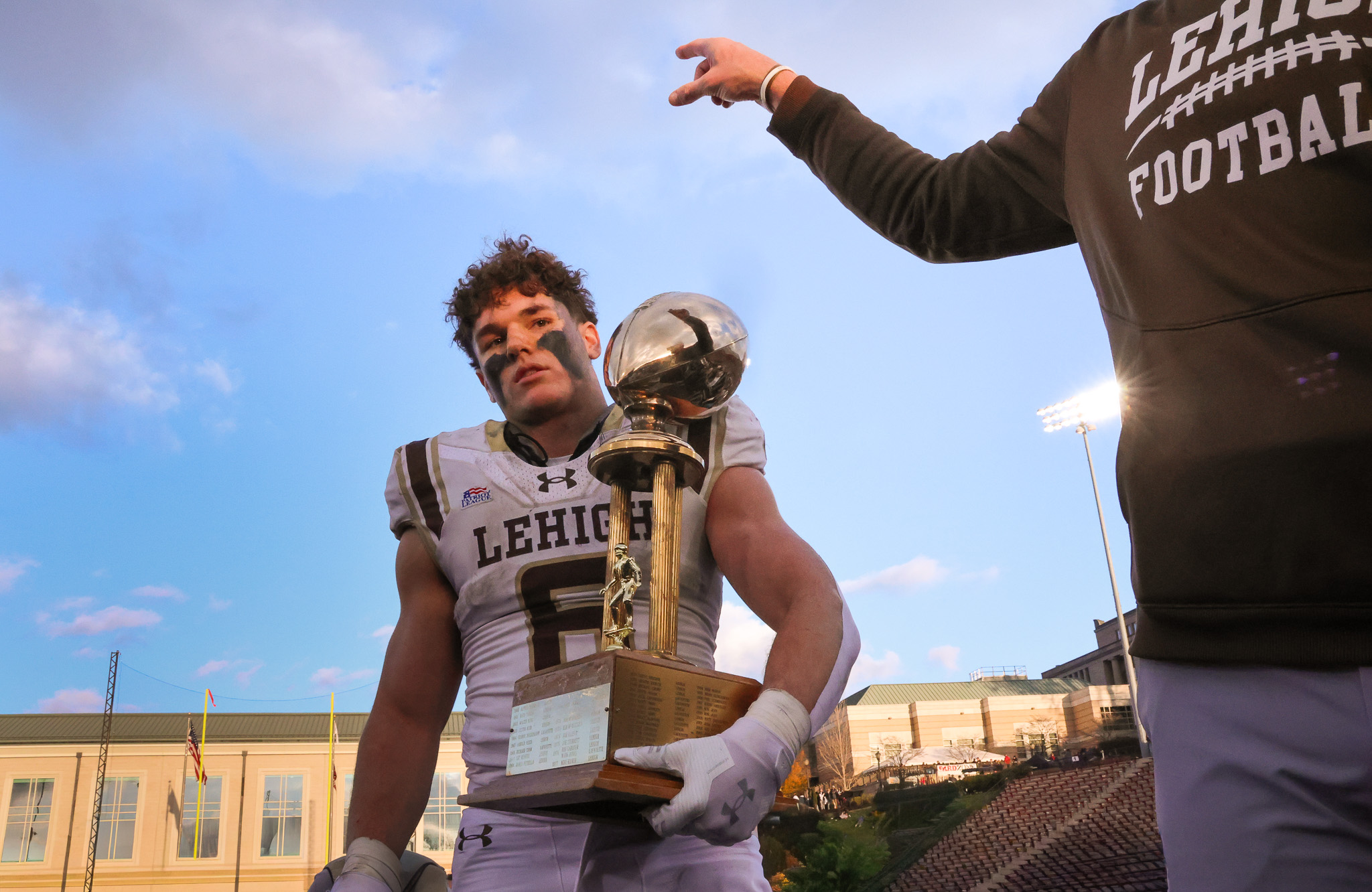 Lehigh beats Lafayette 42-32, clinches title - The Brown and White