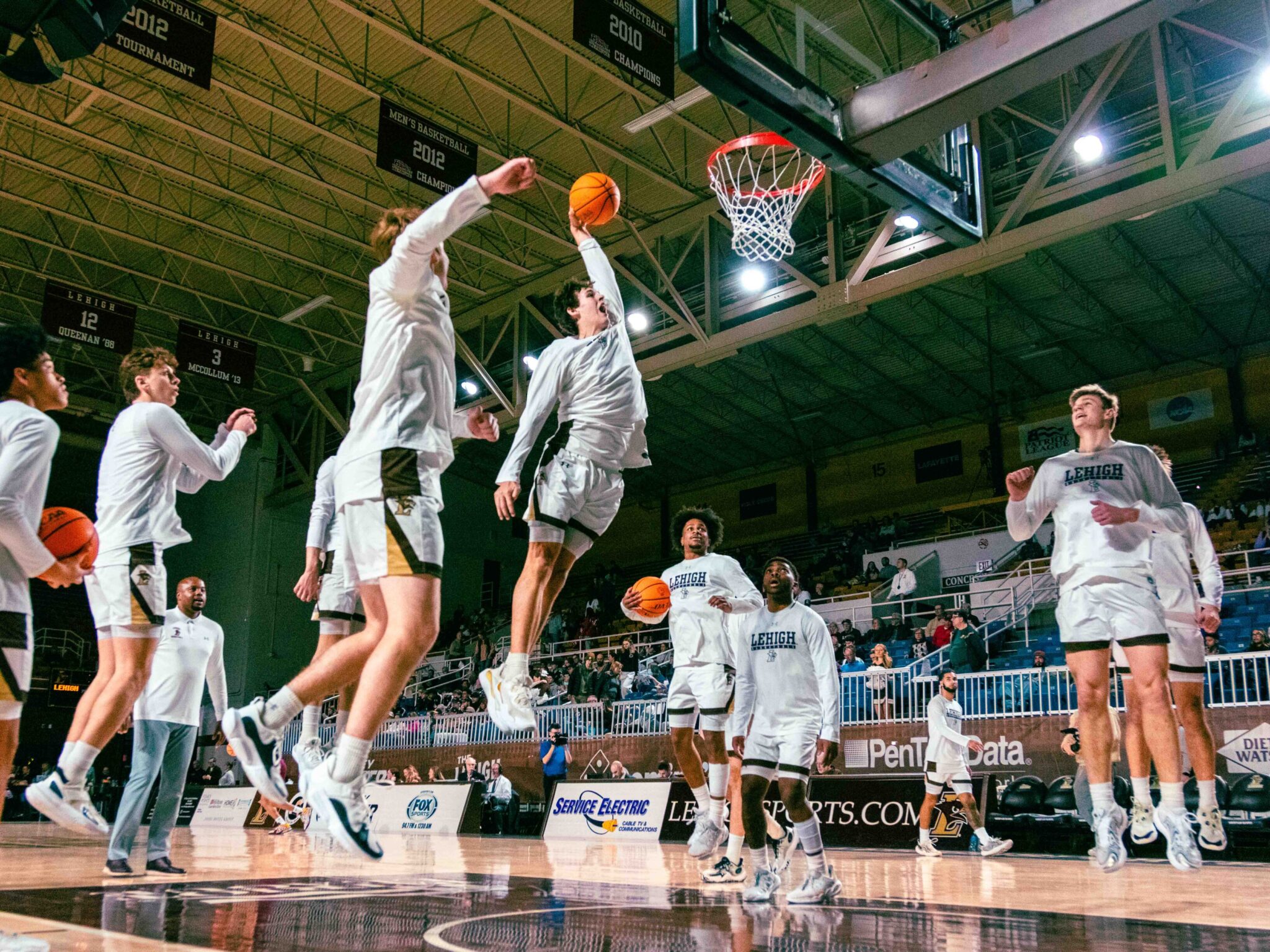 Lehigh men’s basketball opens season against nationally ranked Houston ...
