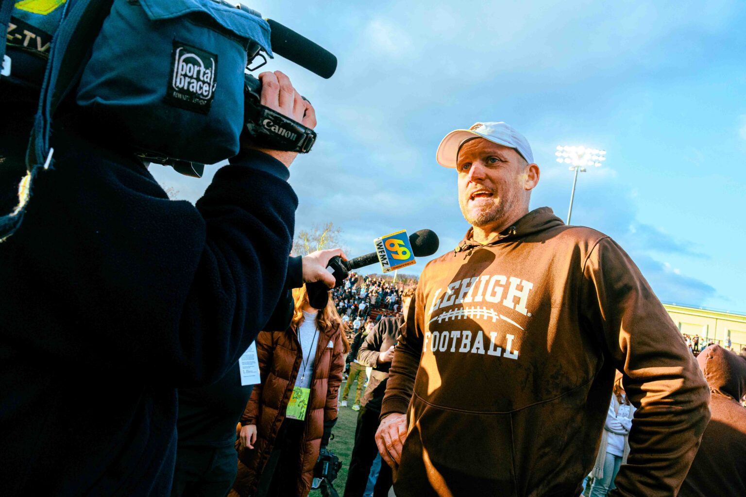 Coach Kevin Cahill receives Eddie Robinson award, FCS Coach of the Year ...